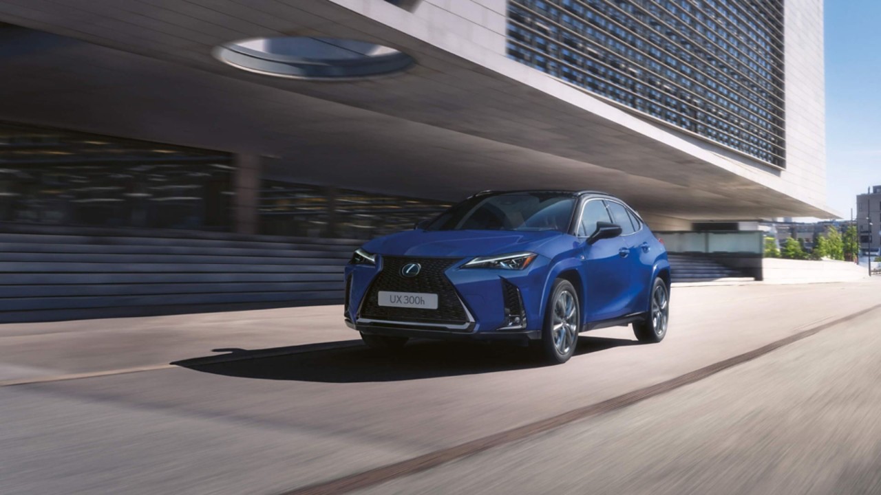 Lexus UX 300h Full Hybrid - esperienza unica | Lexus